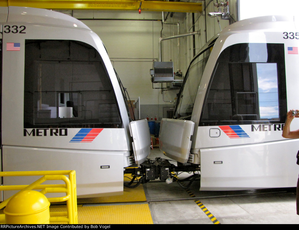 METRORail 332 and 335